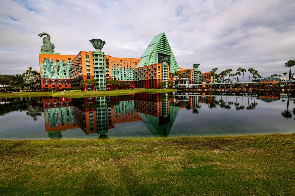 Walt Disney World Dolphin Resort Review - Wandering In Disney